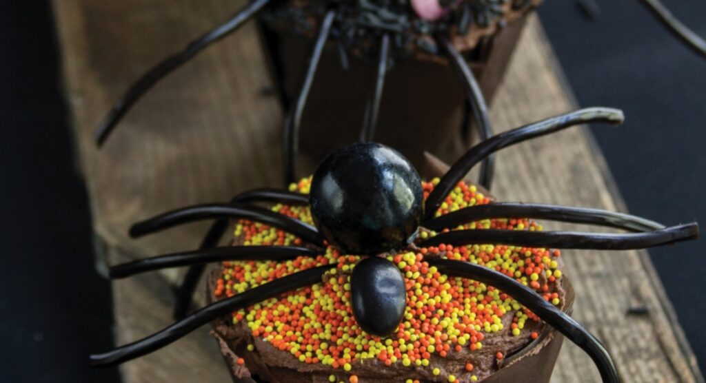 Tarantula Cupcakes - Cook With Brenda Gantt
