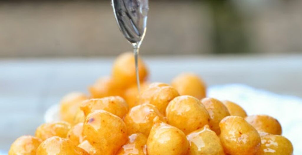 AWAMAT (FRIED BALLS IN SUGAR SYRUP) - Cook With Brenda Gantt