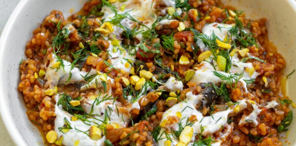 HEARTY BULGHUR SIMMERED IN TANGY YOGURT (Jareesh bil Laban) - Cook With ...