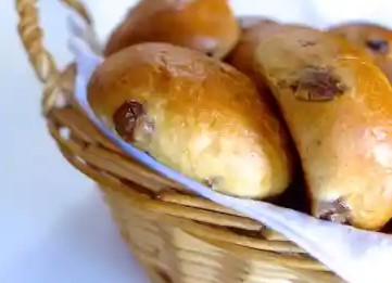 Greek Currant Bread - Cook With Brenda Gantt